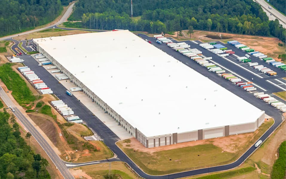 Durable & Spacious: Premier Steel Warehouse Solutions